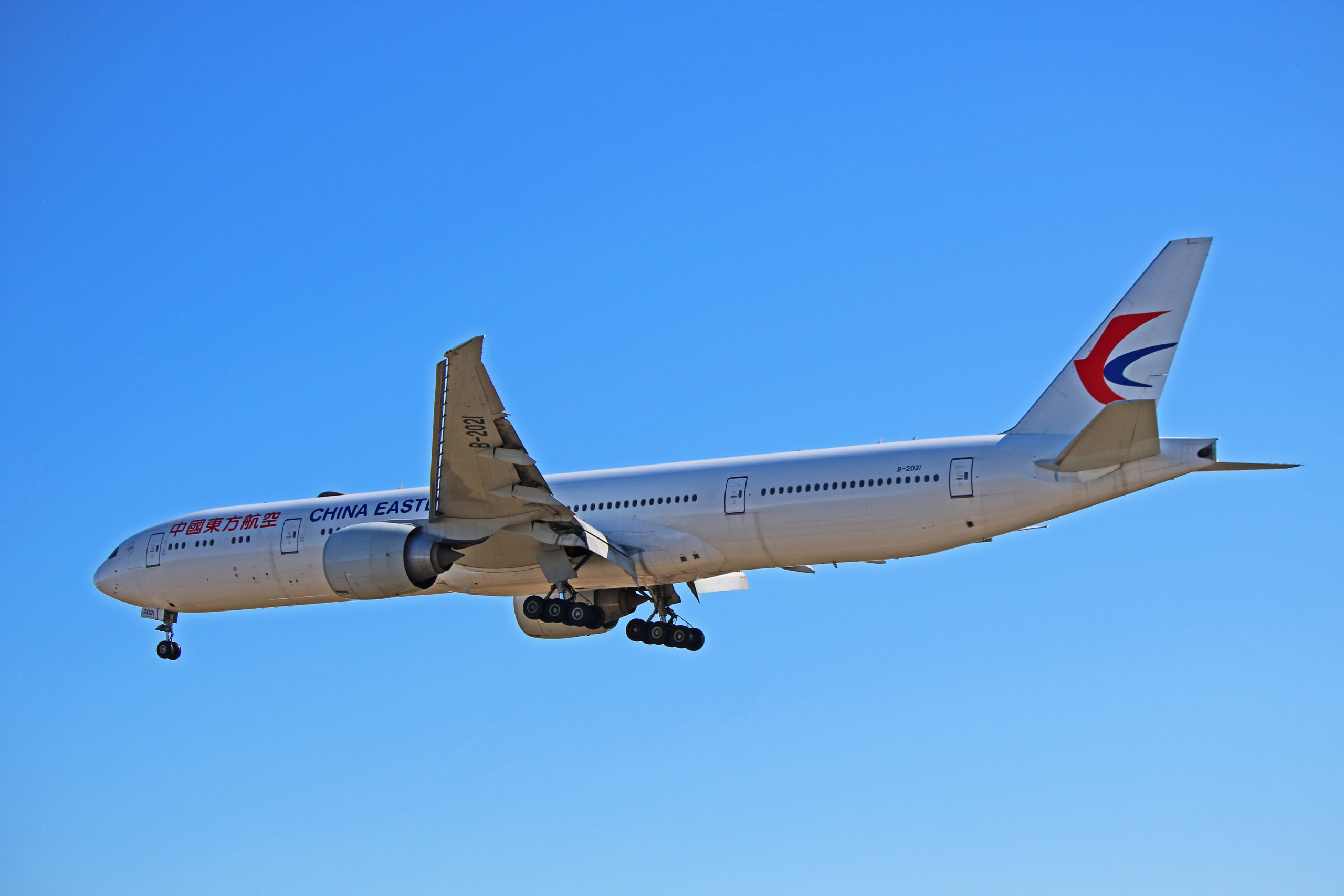 B-2021: China Eastern Airlines Boeing 777-300ER (In Flight Since 2015)