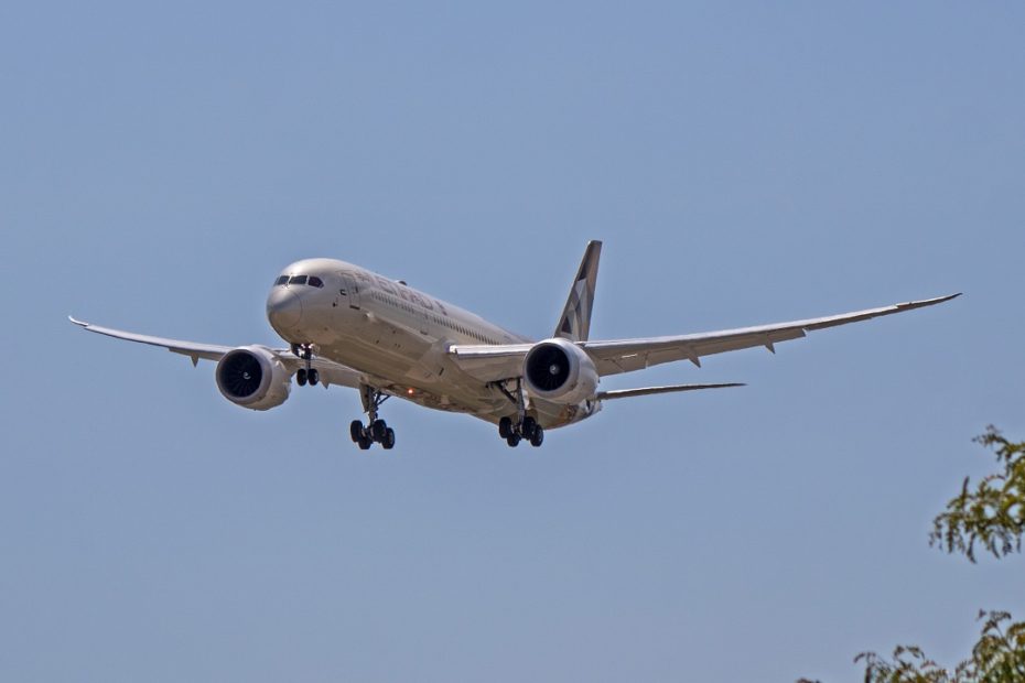 A6-BLL: Etihad Airways Boeing 787-9 Dreamliner (Lightning Strike In 2020)